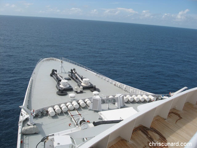 QE2 Photographs - Chris Frame's Cunard Page: Cunard Line History, Facts ...